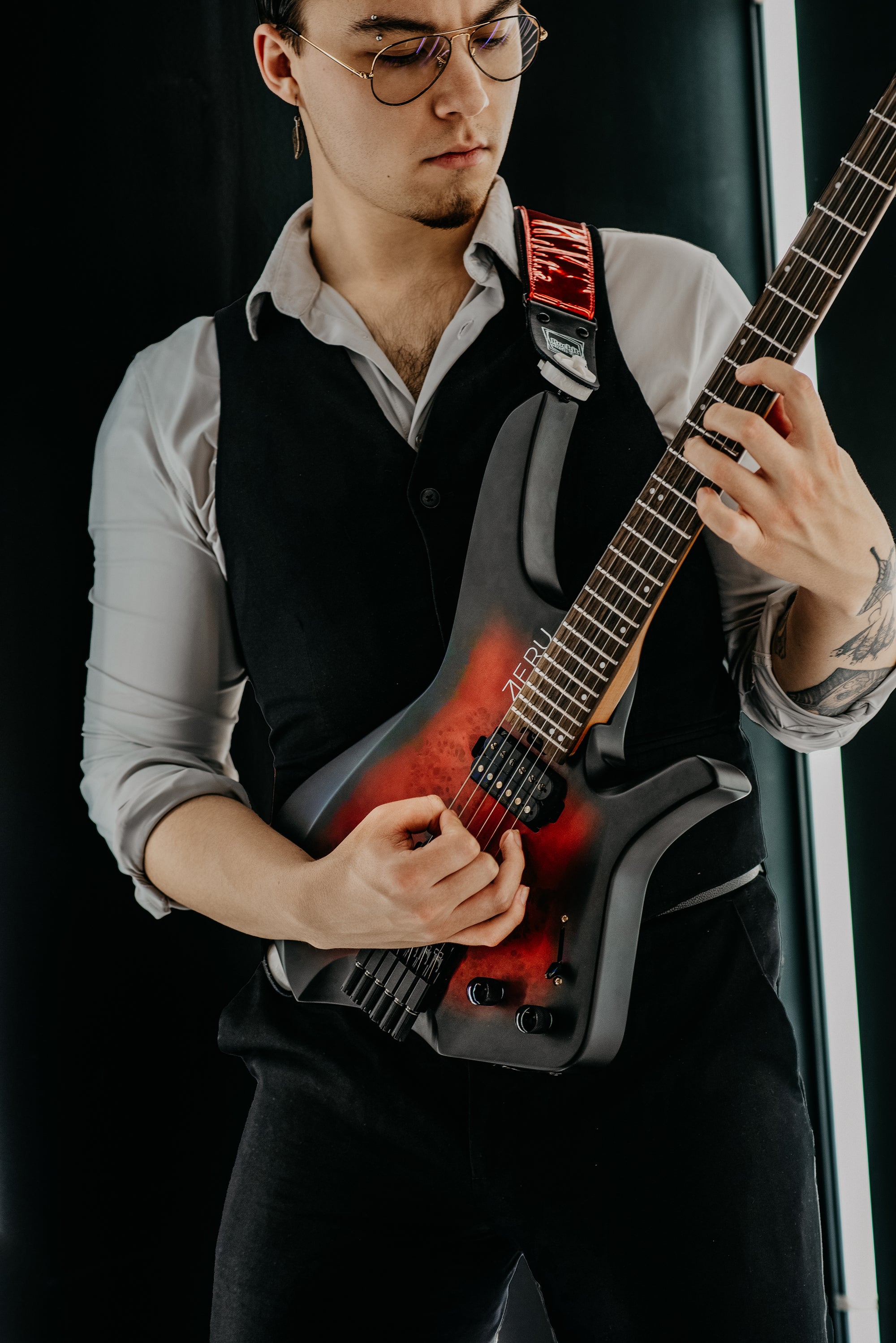 Justus Hajas Signature Void Series ZERU Guitar